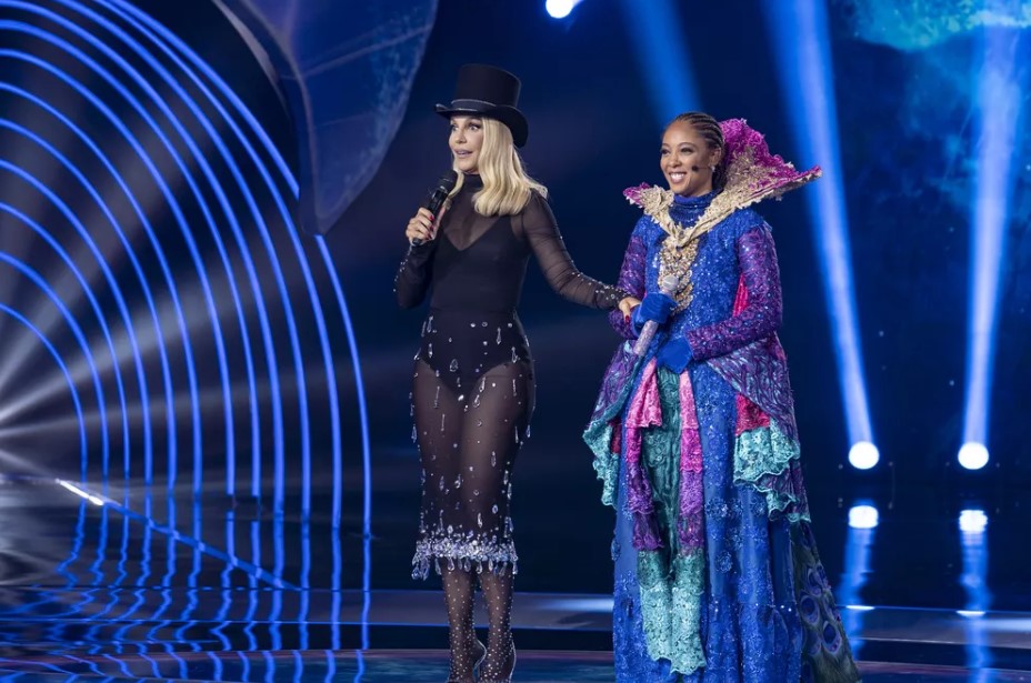 Sim! Negra Li é o Pavão, décima primeira mascarada do The Masked Singer ...